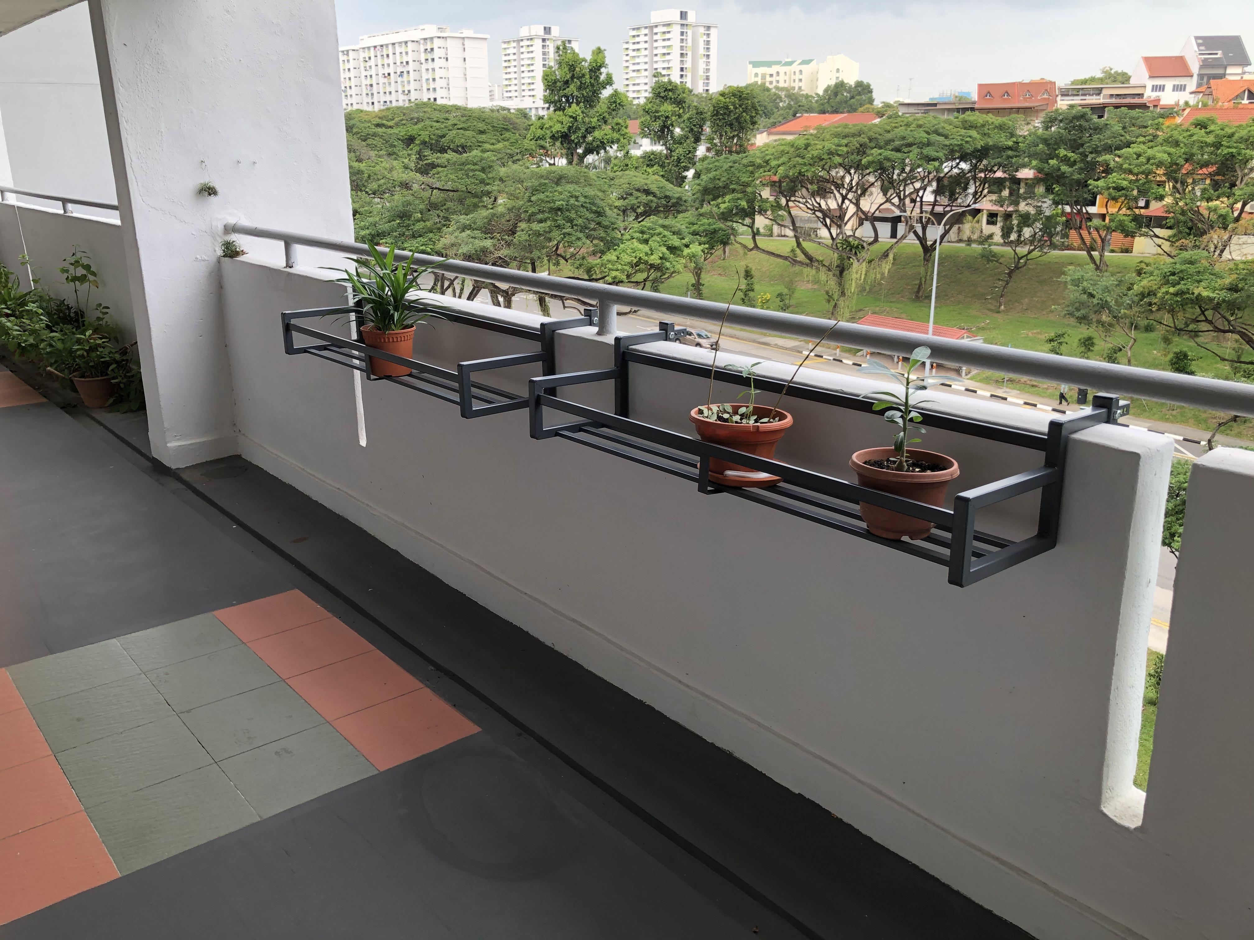 Modern Heavy Duty High Flower Plant Rack Balcony Display Shelf for HDB ...