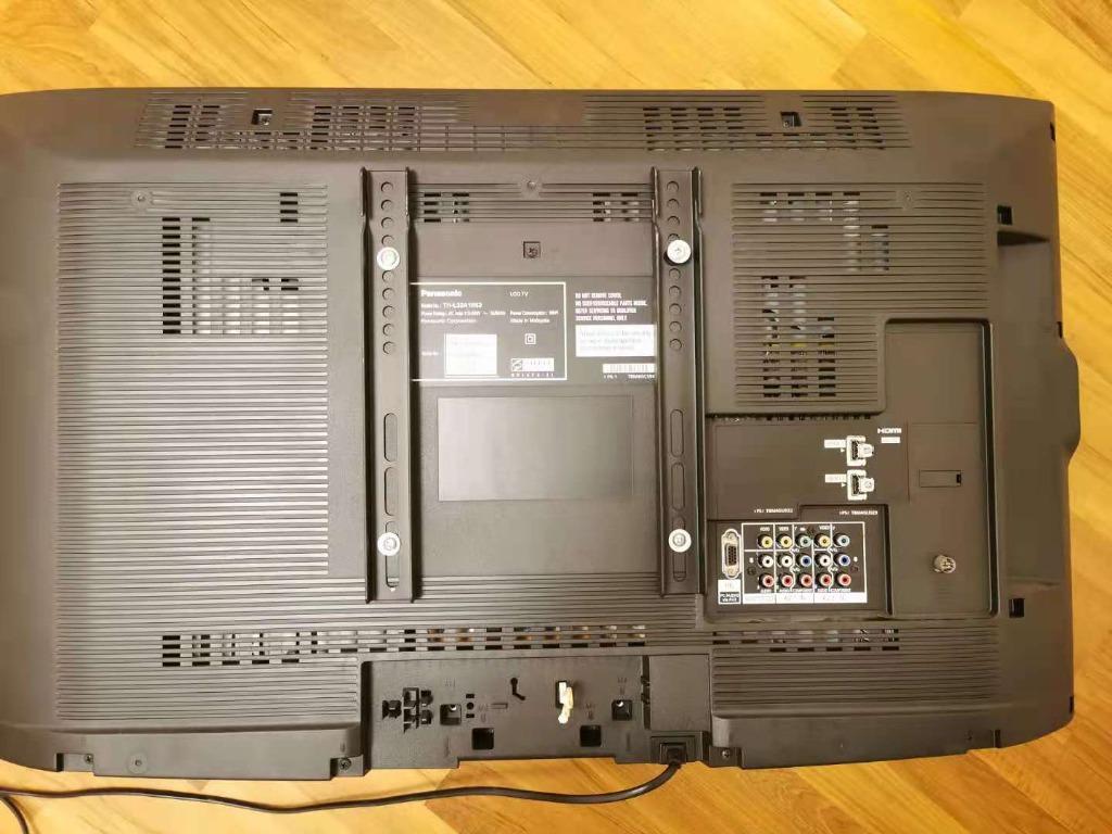 Panasonic 32 inch TV, TV & Home Appliances, TV & Entertainment, TV on ...