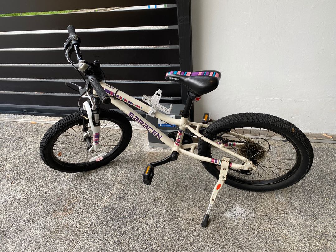 Saracen kids bicycle 20”, Sports Equipment, Bicycles & Parts, Bicycles ...