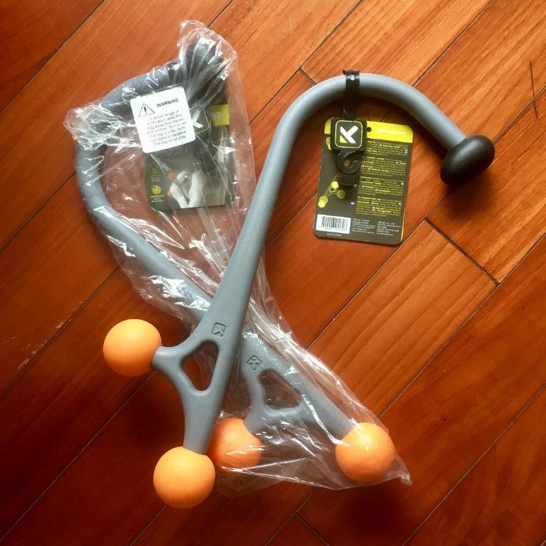 全新 TriggerPoint 肌肉放鬆 Trigger Point AcuCurve Massage Cane, 運動產品, 運動與健身 ...