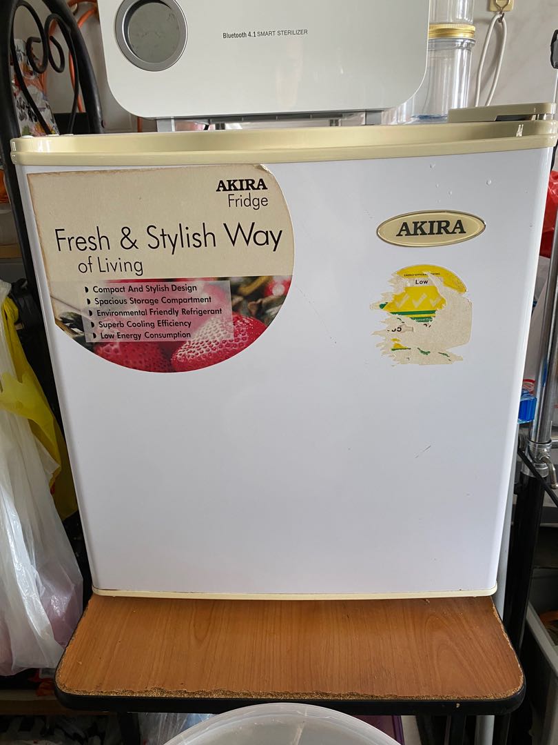 Akira Mini Fridge, TV & Home Appliances, Kitchen Appliances ...