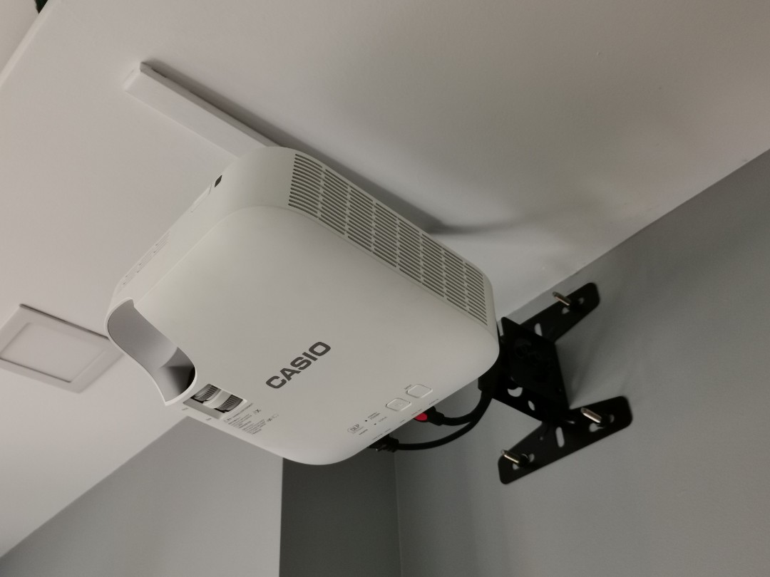 Casio projector XJ-V1, TV & Home Appliances, Electrical, Adaptors ...