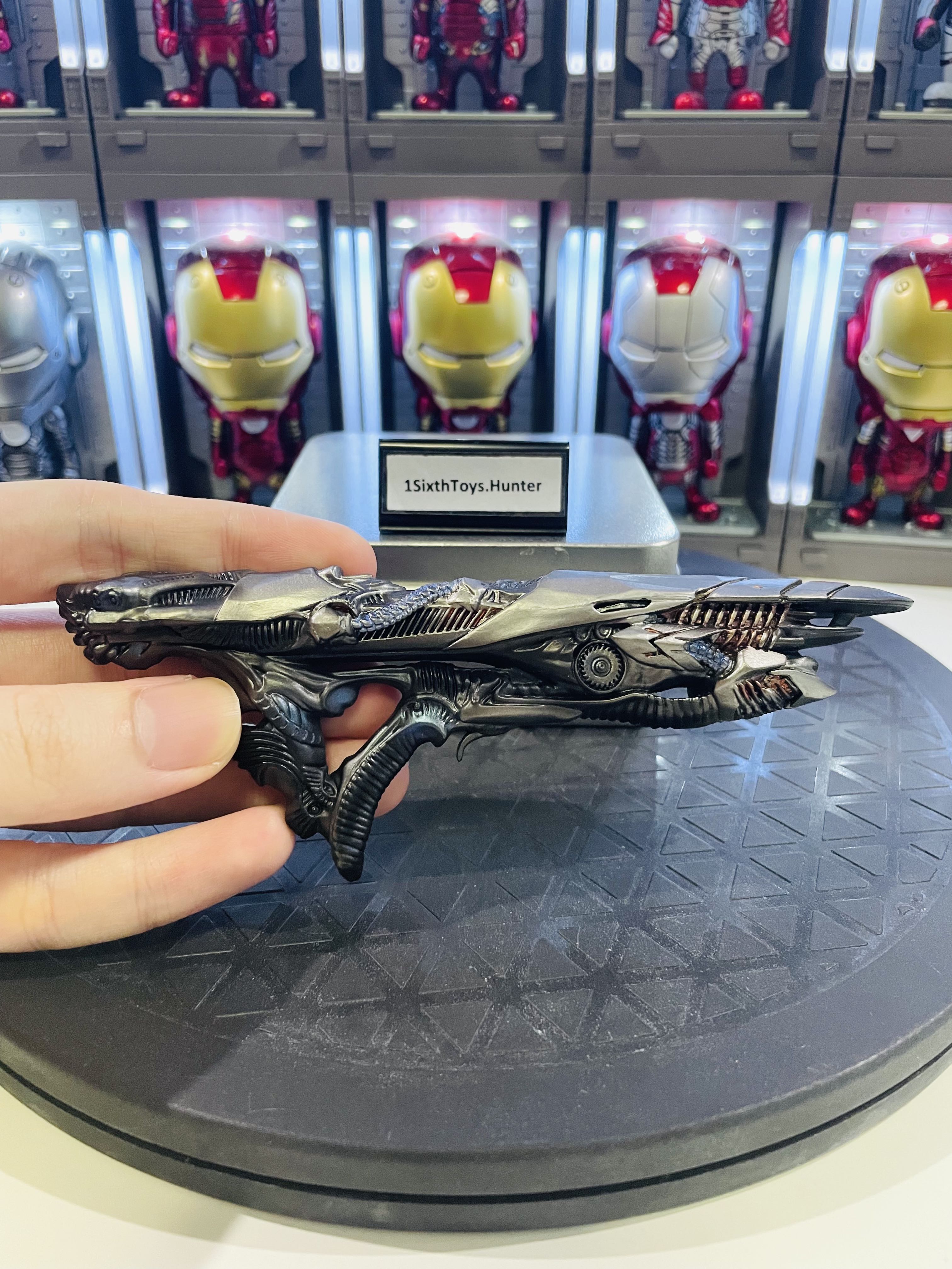 DC JUSTICE LEAGUE HOT TOYS 1/6 SCALE MMS456 BATMAN PARADEMON GUN WEAPON ...