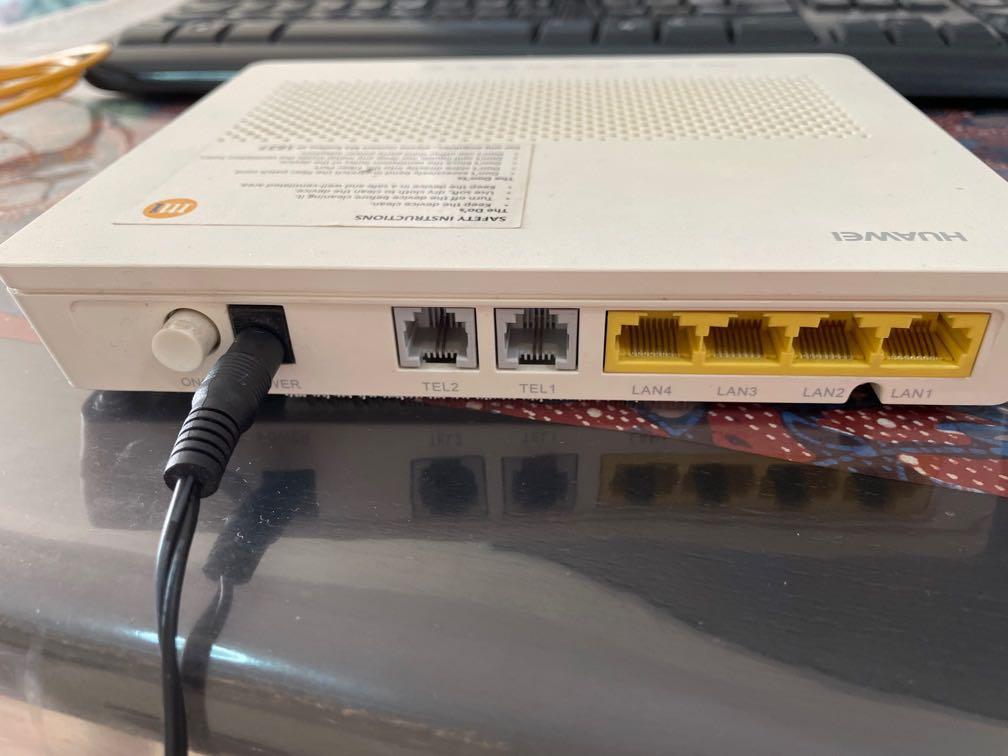 Huawei fiber modem with optical canle, Computers & Tech, Parts ...