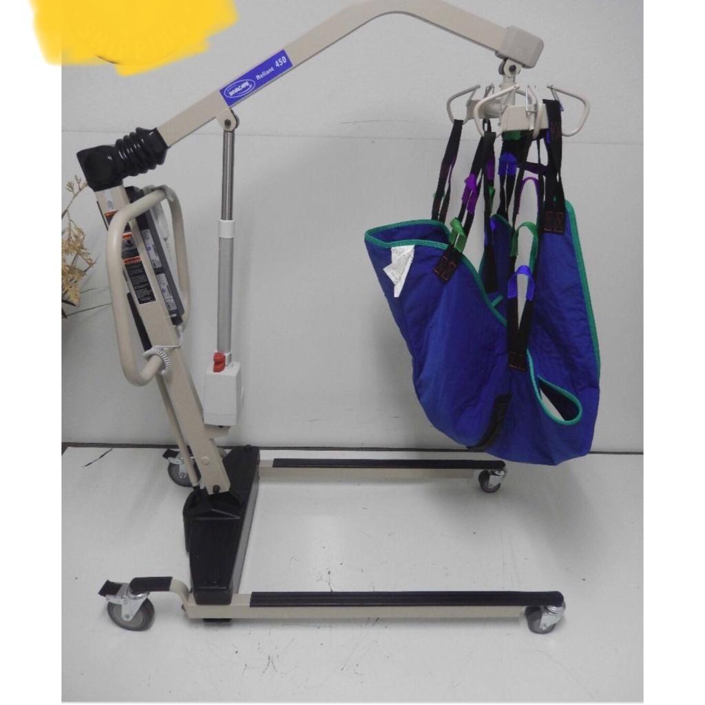 Invacare power patient lift, Everything Else, Others on Carousell