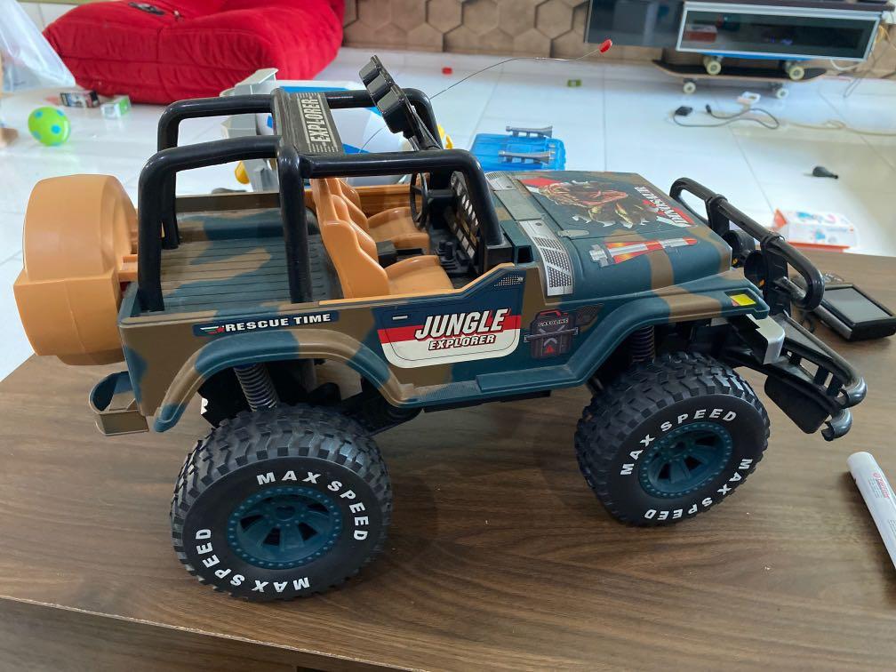 Jungle explorer Jeep Free, Hobbies & Toys, Toys & Games on Carousell