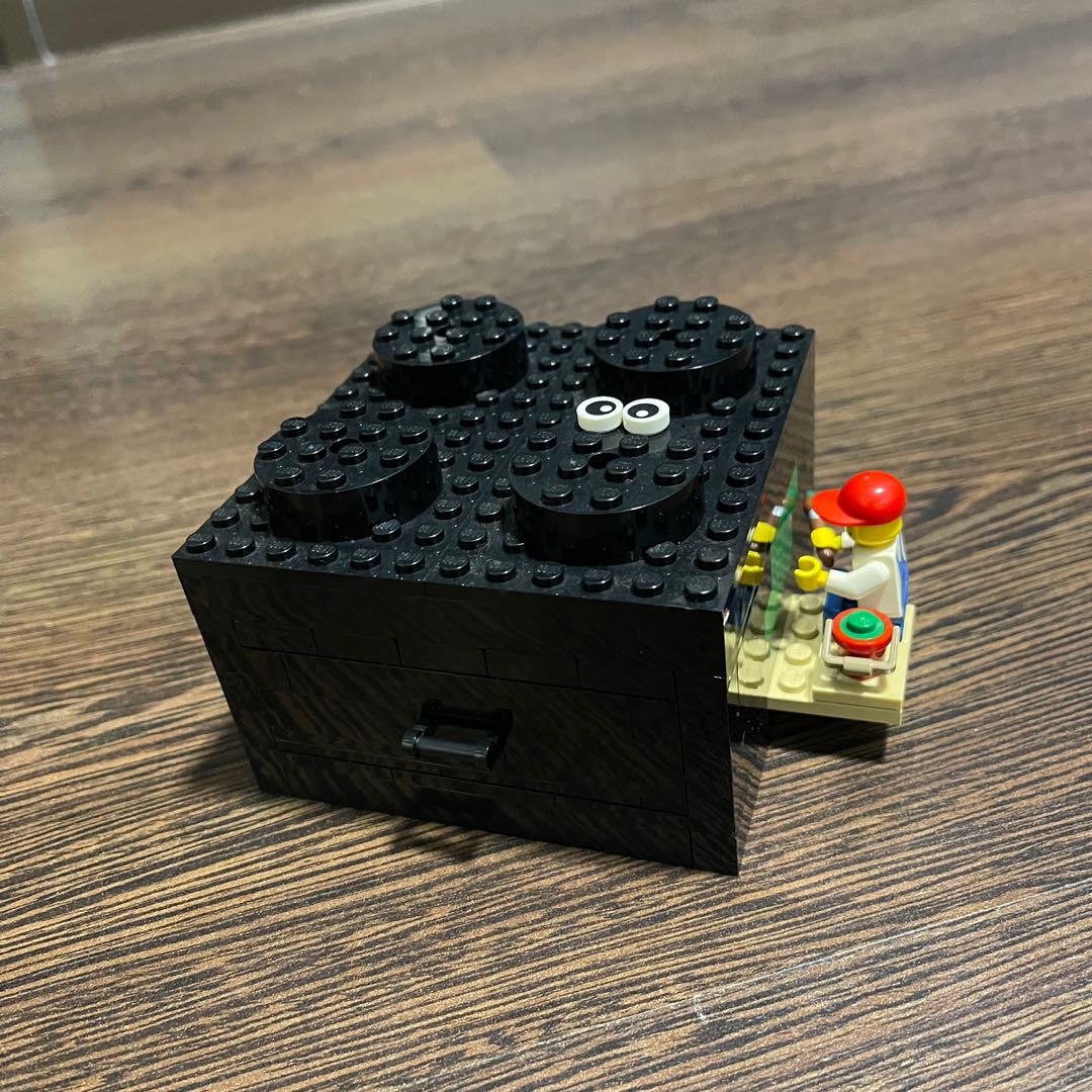 LEGO 40118 - Buildable brick box (half set), Hobbies & Toys, Toys ...