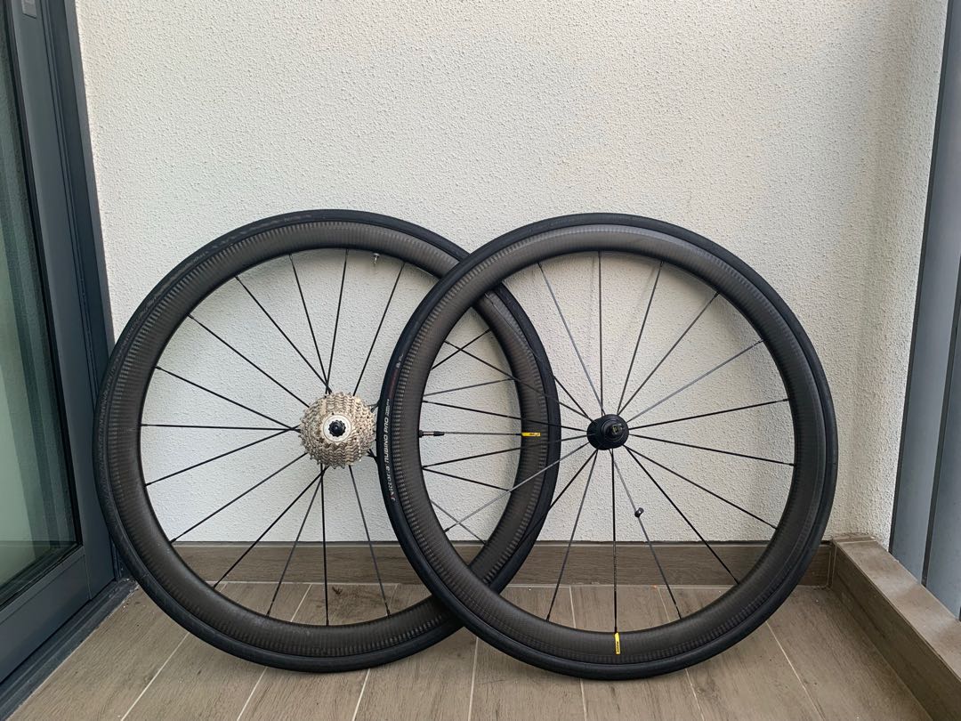 Mavic Cosmic Pro Carbon Wheelset - Rim Brake, Sports Equipment ...