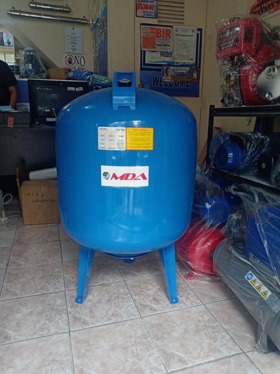 MDA NEMA Bladder Butyl Pressure Tank 200L, Commercial & Industrial ...