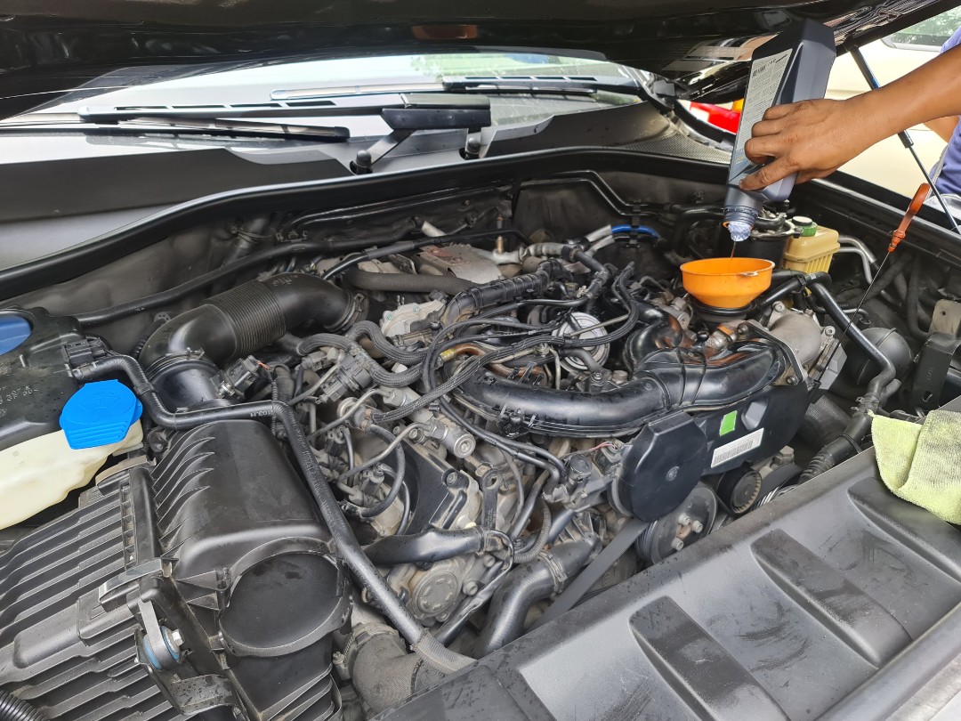 Oil Change PMS Periodic Maintenance Period BMW Mercedes Benz Jaguar ...