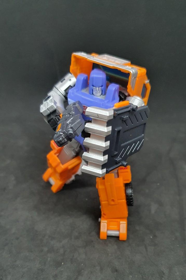 Transformers WFC Kingdom Huffer, Hobbies & Toys, Toys & Games on Carousell