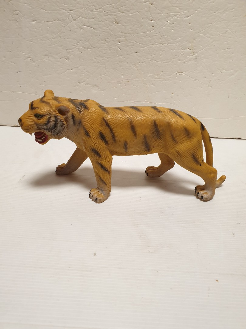 vintage imperial rubber tiger, Hobbies & Toys, Memorabilia ...