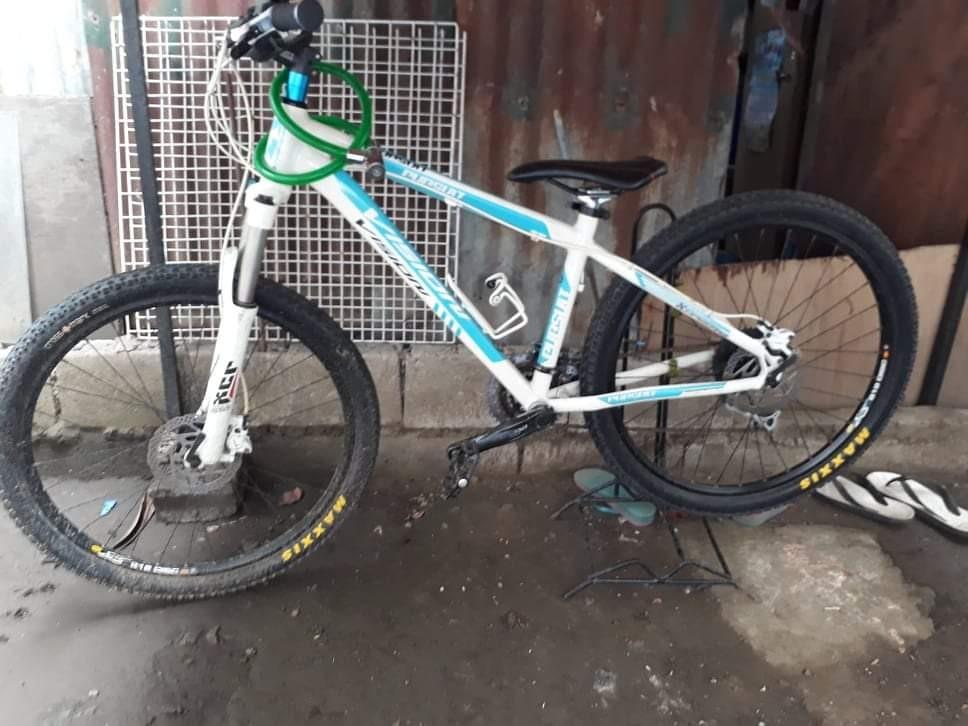 Vision Mountain Bike, Sports Equipment, Bicycles & Parts, Bicycles on Carousell