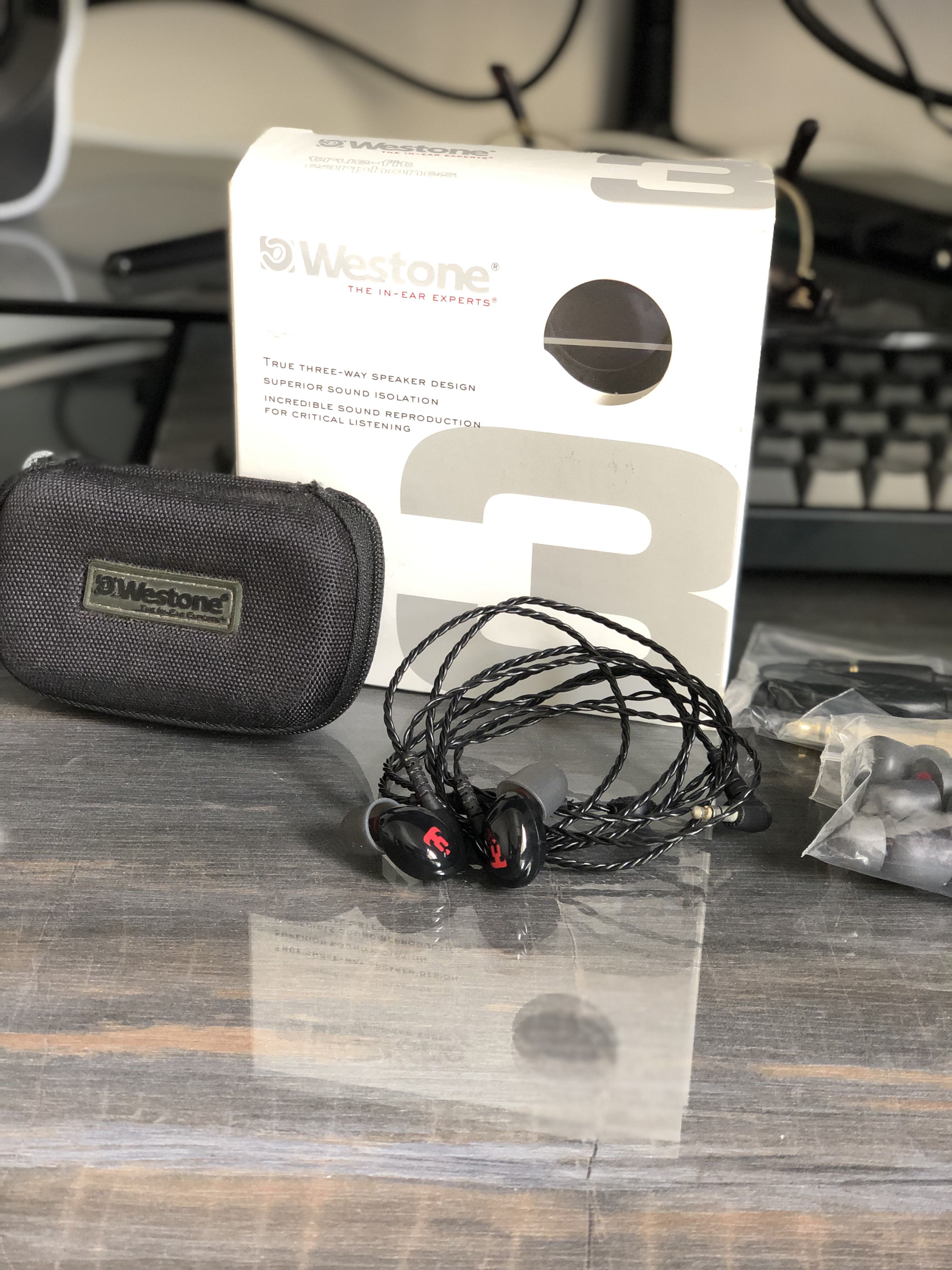 Westone 3 Full Set, Audio, Earphones on Carousell