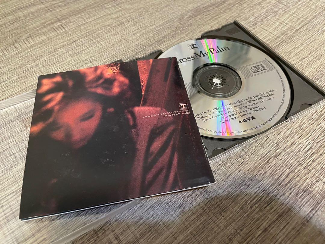 中森明菜 Akina Nakamori - Cross My Palm 1987年版CD, 興趣及遊戲, 音樂樂器 & 配件, 音樂與媒體 - CD 及 DVD - Carousell