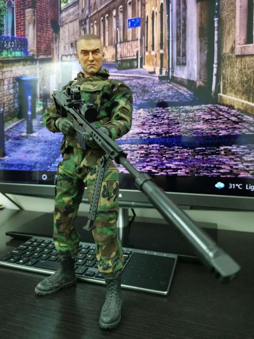 Barrett M82 Sniper Rifle, Hobbies & Toys, Collectibles & Memorabilia ...