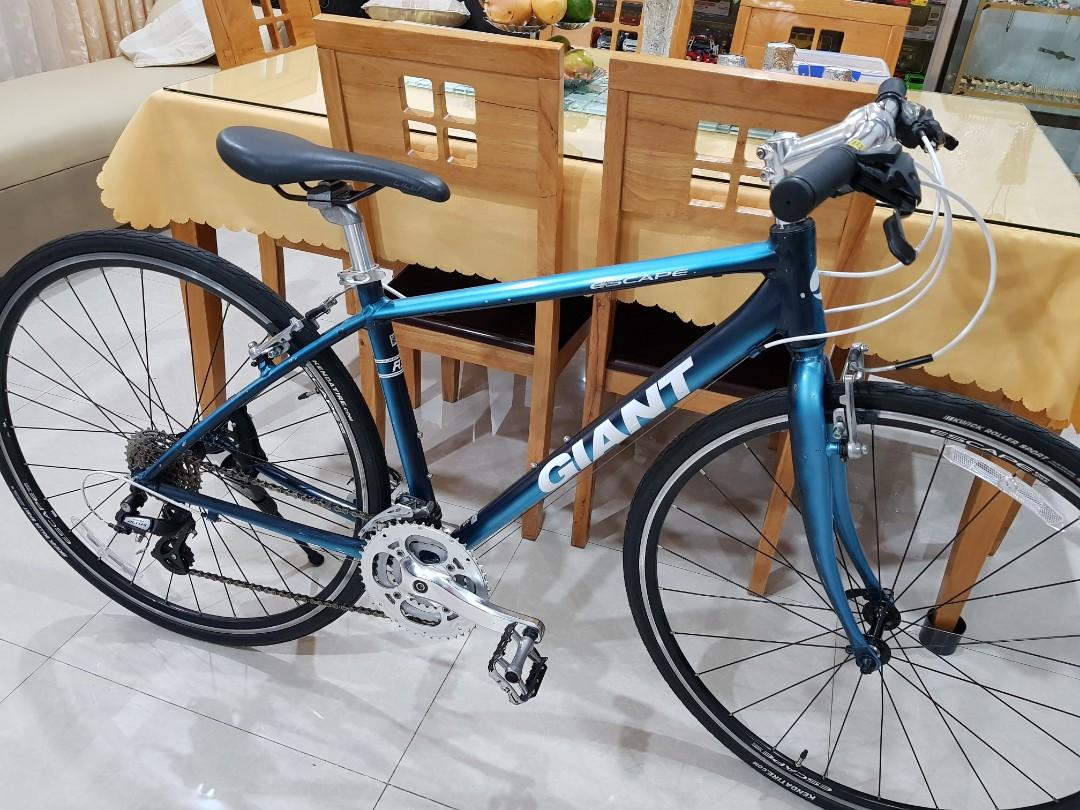 Giant Escape R3 Bike for Sale, Sports Equipment, Bicycles & Parts ...