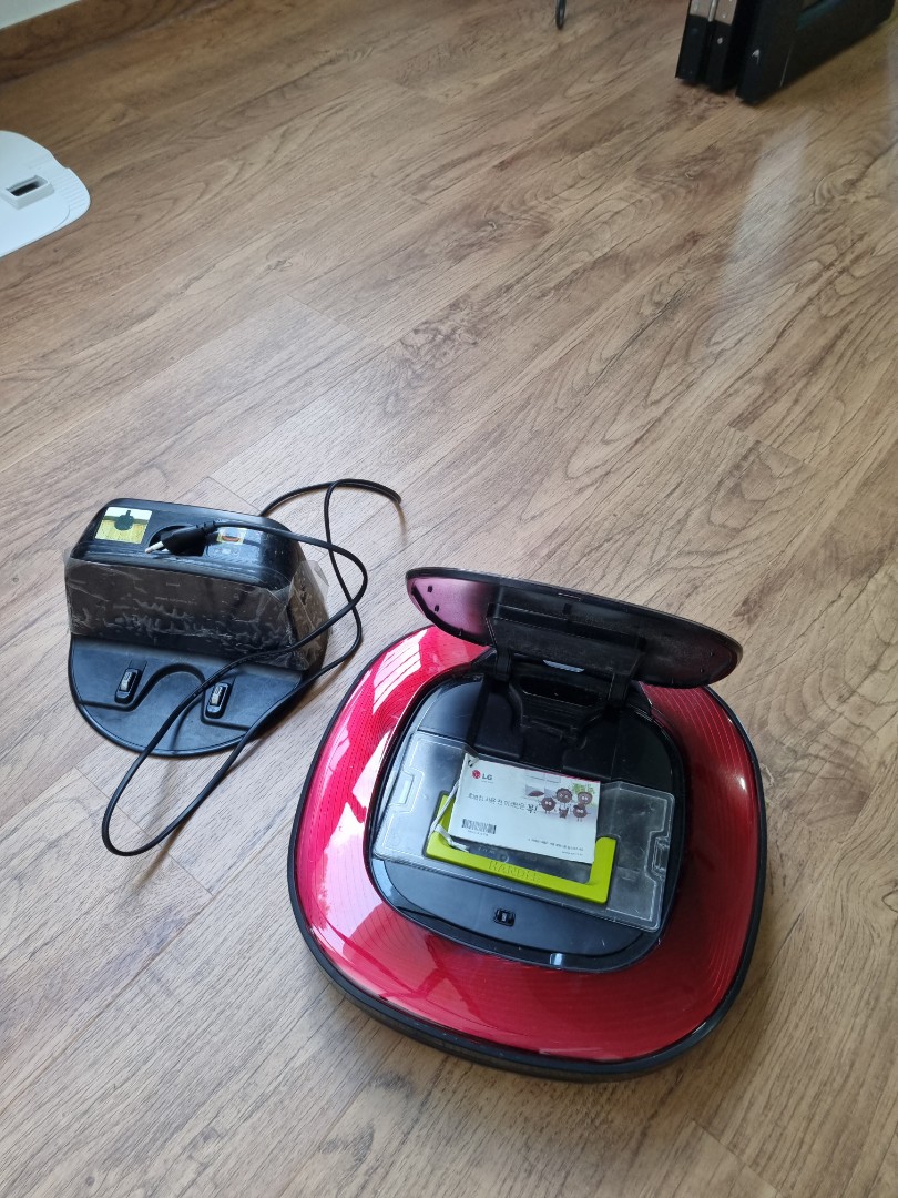 LG roboking, TV & Home Appliances, Vacuum Cleaner & Housekeeping on ...