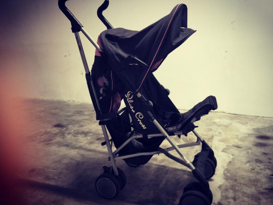 Light weight scroller n high chair, Babies & Kids, Baby Nursery & Kids ...