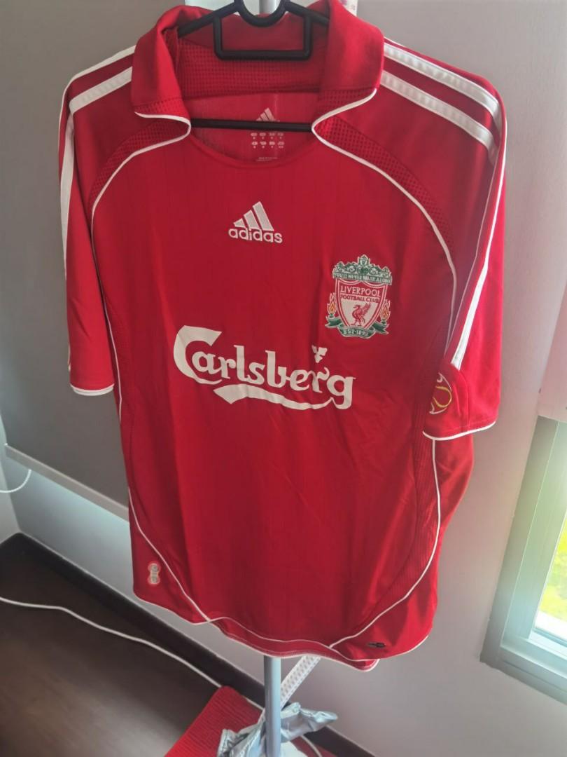 Liverpool FC 2006/7 home jersey, Men's Fashion, Activewear on Carousell