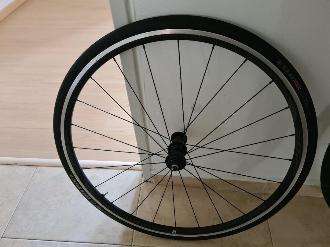 Original Giant Wheel Set, Sports Equipment, Bicycles & Parts, Parts ...