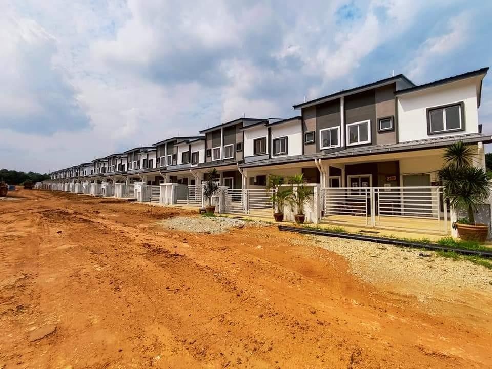 Salak Tinggi Rumah Baru Booking RM1000, Property, For Sale on Carousell