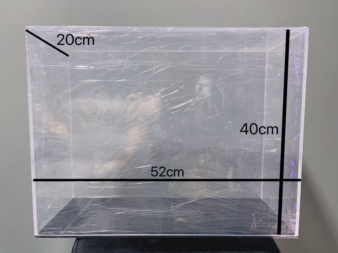 Acrylic display casing, Hobbies & Toys, Toys & Games on Carousell