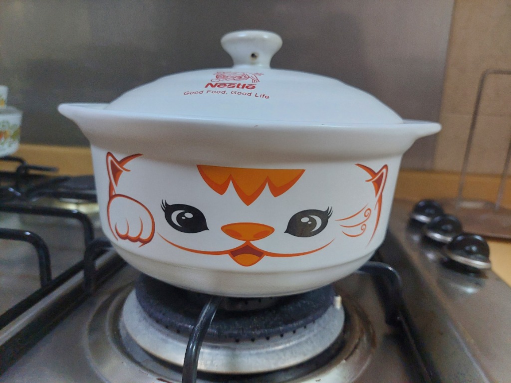 Ceramic pot (nestle), TV & Home Appliances, Kitchen Appliances, Other ...