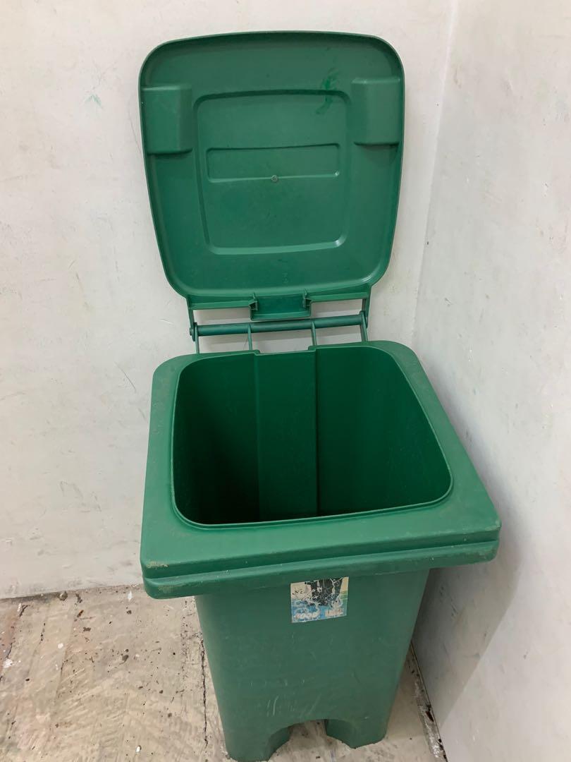 Commercial dustbin, Everything Else on Carousell