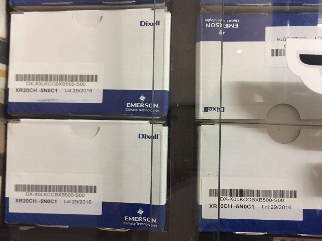 EMERSON - DIXELL Temperature Controller, Commercial & Industrial ...