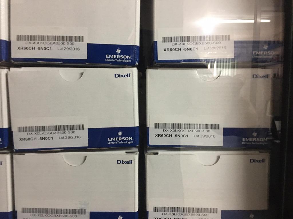 EMERSON - DIXELL Temperature Controller, Commercial & Industrial ...