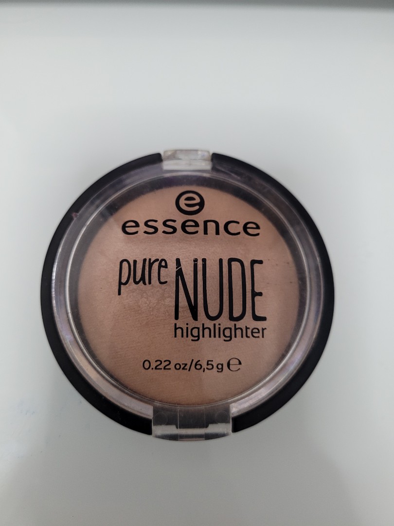 Essence pure nude highlighter, Beauty & Personal Care, Face, Makeup on ...