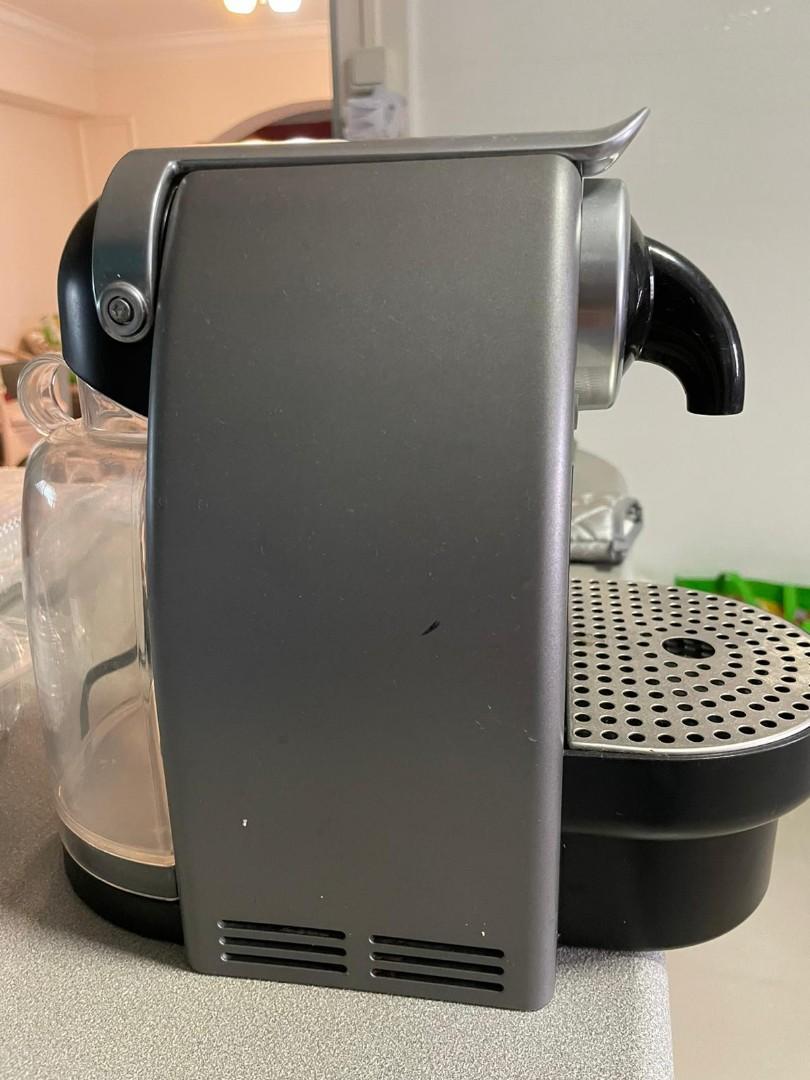 Nespresso Essenza Automatic Type C100, TV & Home Appliances, Kitchen ...