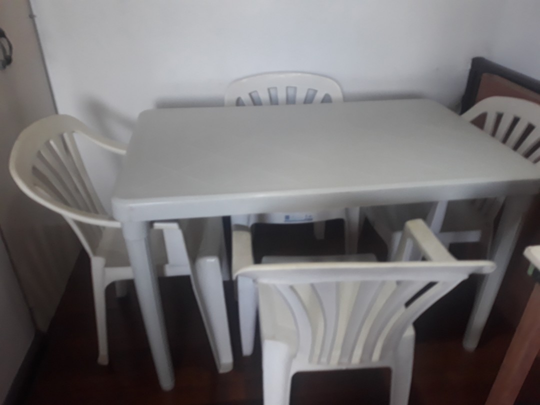 Table with 4 pcs of uratex chair, Furniture & Home Living, Furniture ...