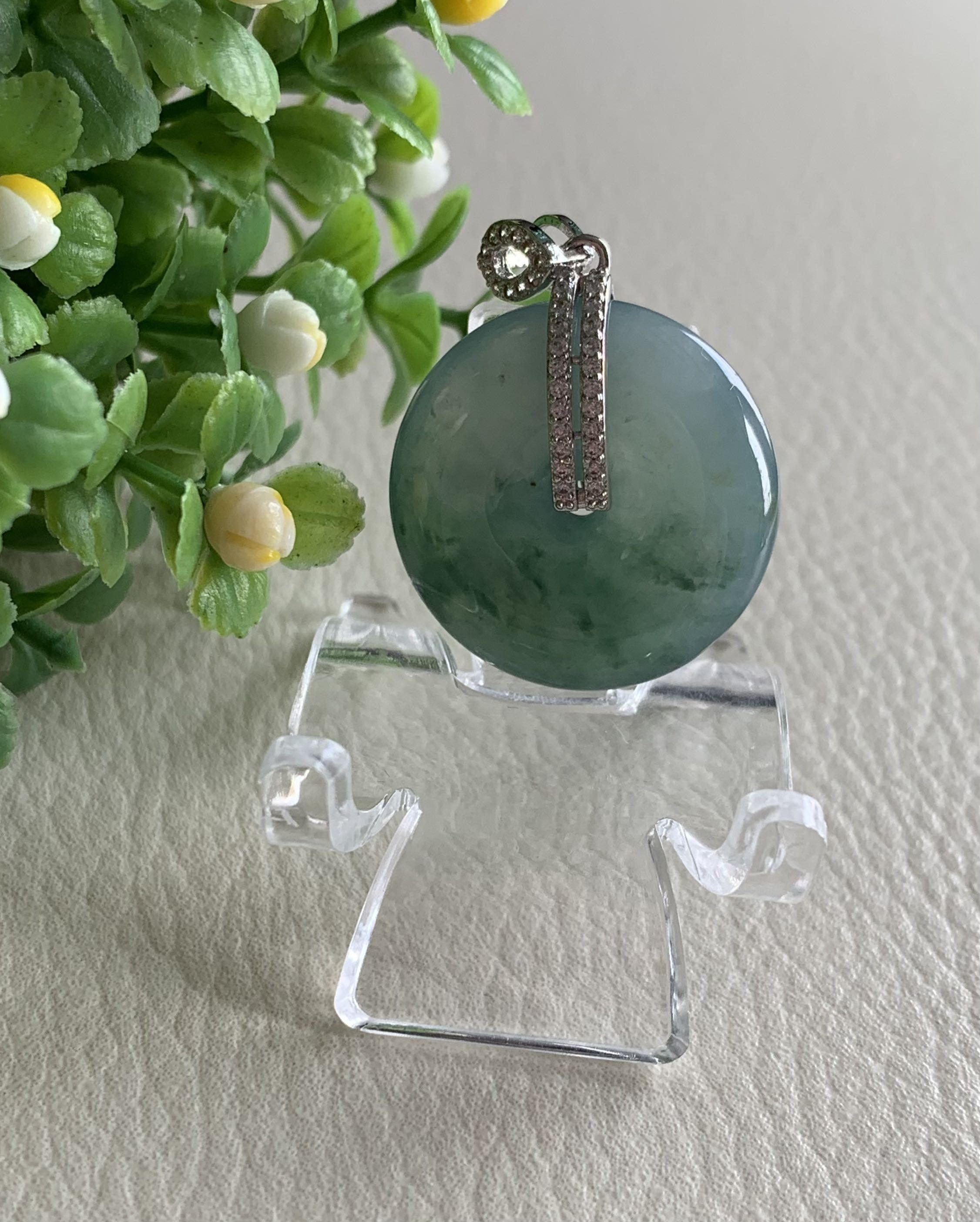 Translucent floating flower green jadeite Ping Ann Kuo with silver bail, Women's Fashion ...