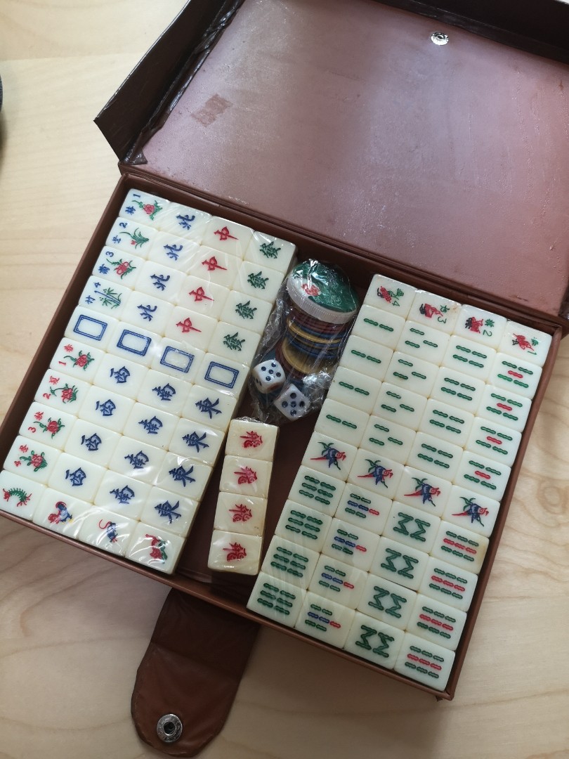 Vintage mini mahjong set, Hobbies & Toys, Toys & Games on Carousell