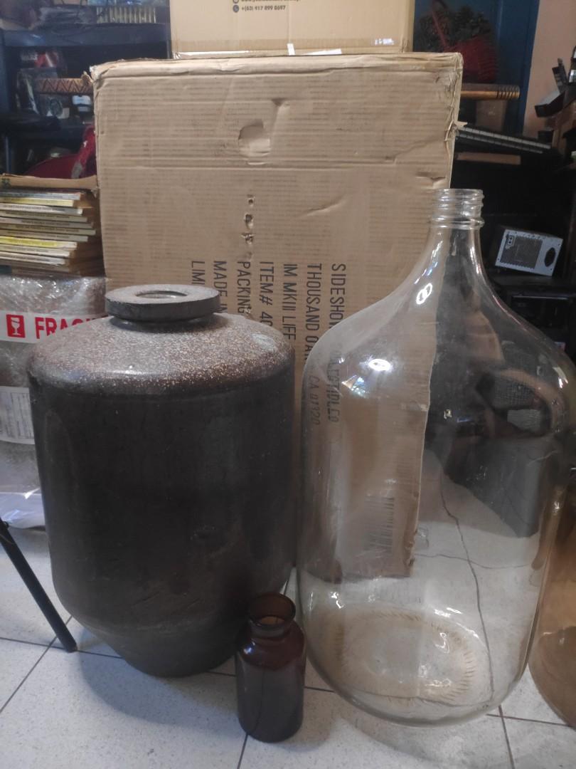 Dama and acid jar, Hobbies & Toys, Memorabilia & Collectibles, Vintage ...