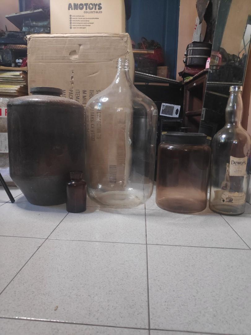 Dama and acid jar, Hobbies & Toys, Memorabilia & Collectibles, Vintage ...