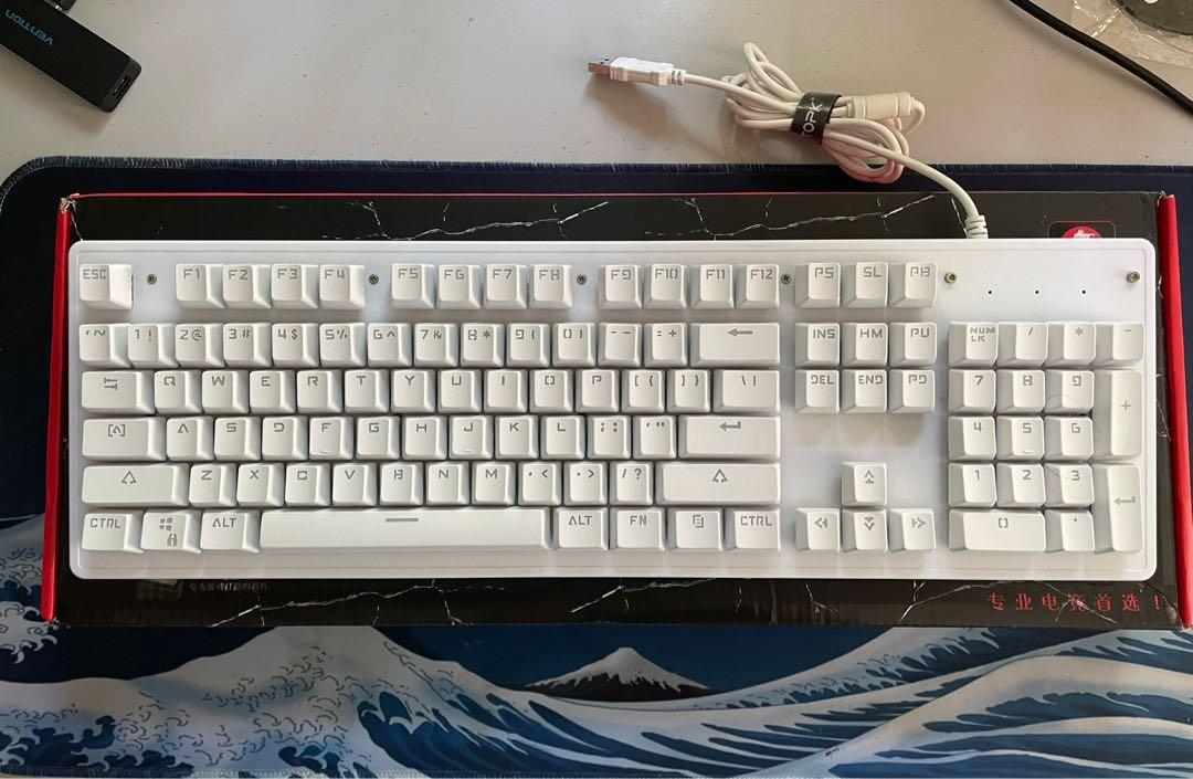 Gigaware K880 Mechanical Gaming Keyboard (White) w/ defects READ DESCRIPTION, Computers & Tech ...