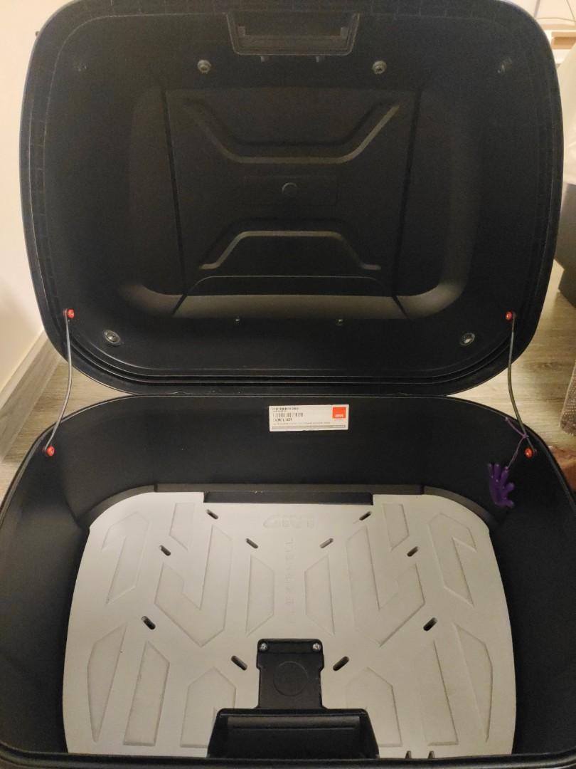 GV box, Motorcycles, Motorcycle Accessories on Carousell