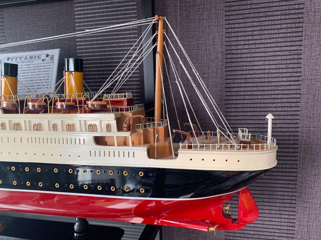Large size scale model Titanic 80x30cm, Hobbies & Toys, Collectibles ...