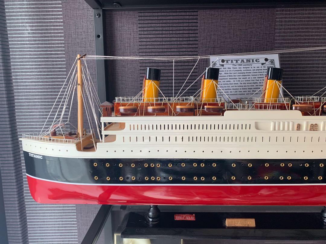 Large size scale model Titanic 80x30cm, Hobbies & Toys, Collectibles ...