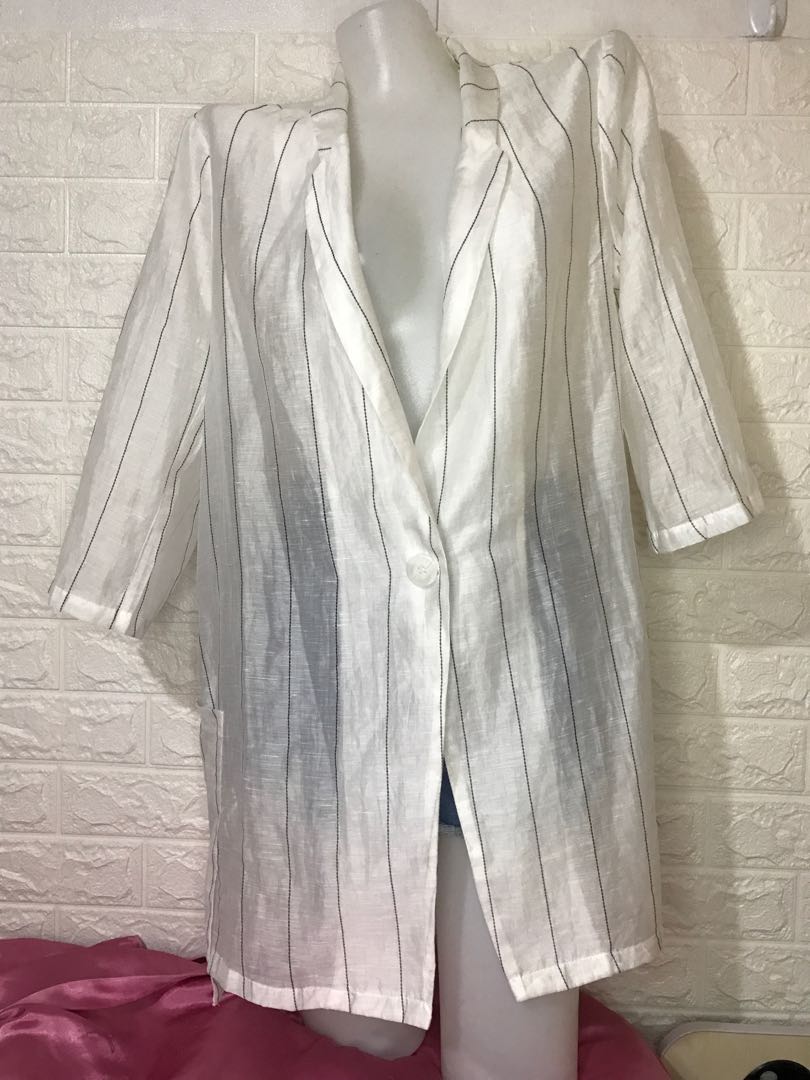 Oversized White blazer,topper, Women's Fashion, Coats, Jackets and ...