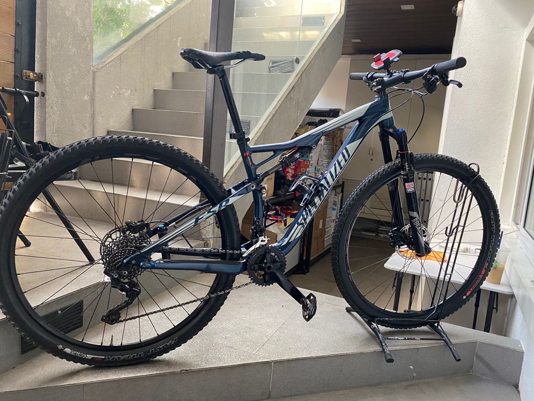 Specialized Epic FSR Comp 29 Medium, Sports Equipment, Bicycles & Parts ...