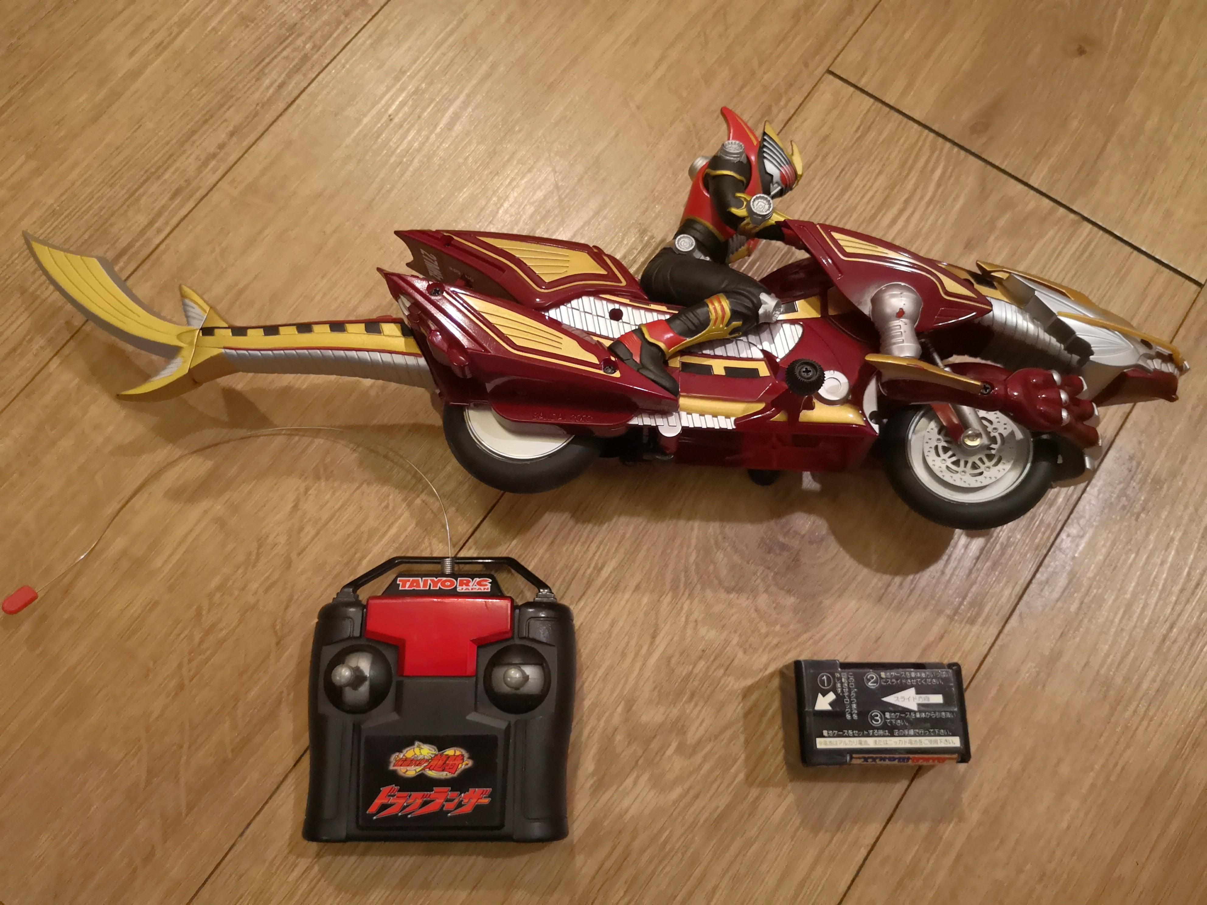 Taiyo 2002 Bandai Japan Kamen Rider RC Bike Ryuki & Dragranzer 17 inch ...