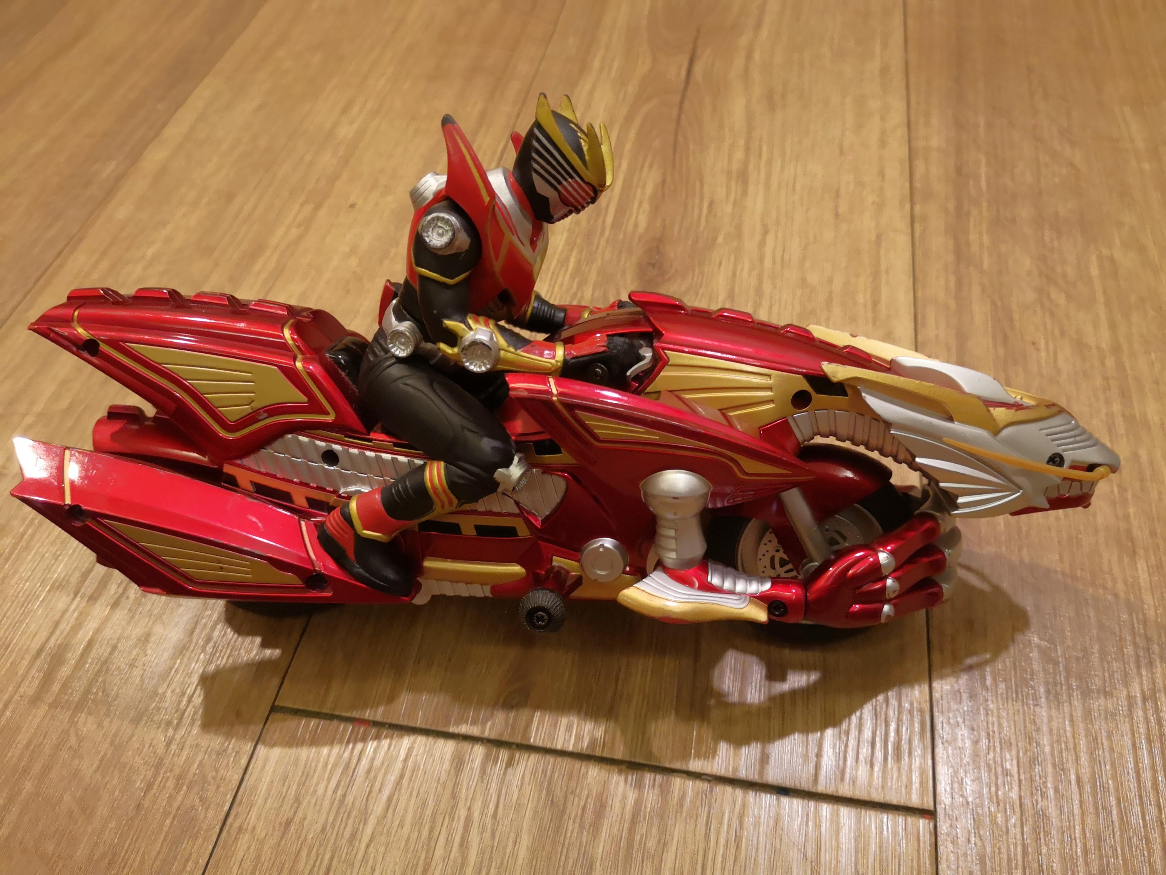 Taiyo 2002 Bandai Japan Kamen Rider RC Bike Ryuki & Dragranzer 17 inch ...