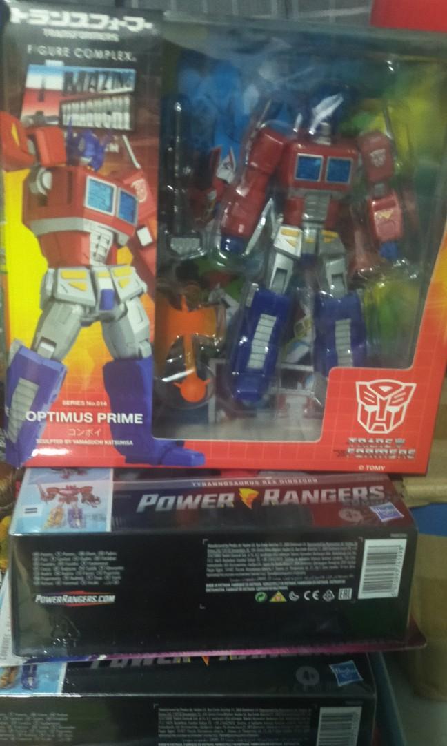 Transformer Optimus prime Tomy, Hobbies & Toys, Collectibles ...