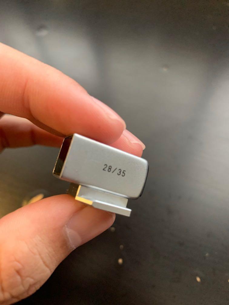 Voigtlander 28/35mm Mini Viewfinder, Photography, Cameras on Carousell