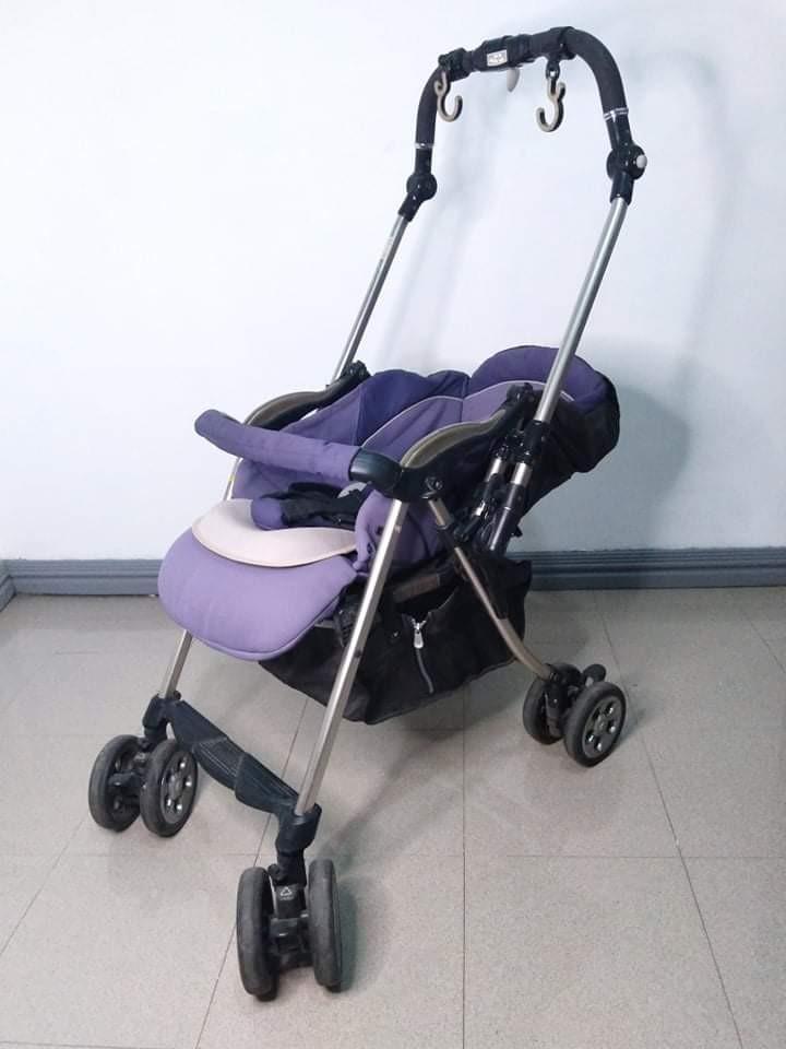COMBI Reversible/Reclinable Stroller, Babies & Kids, Going Out ...