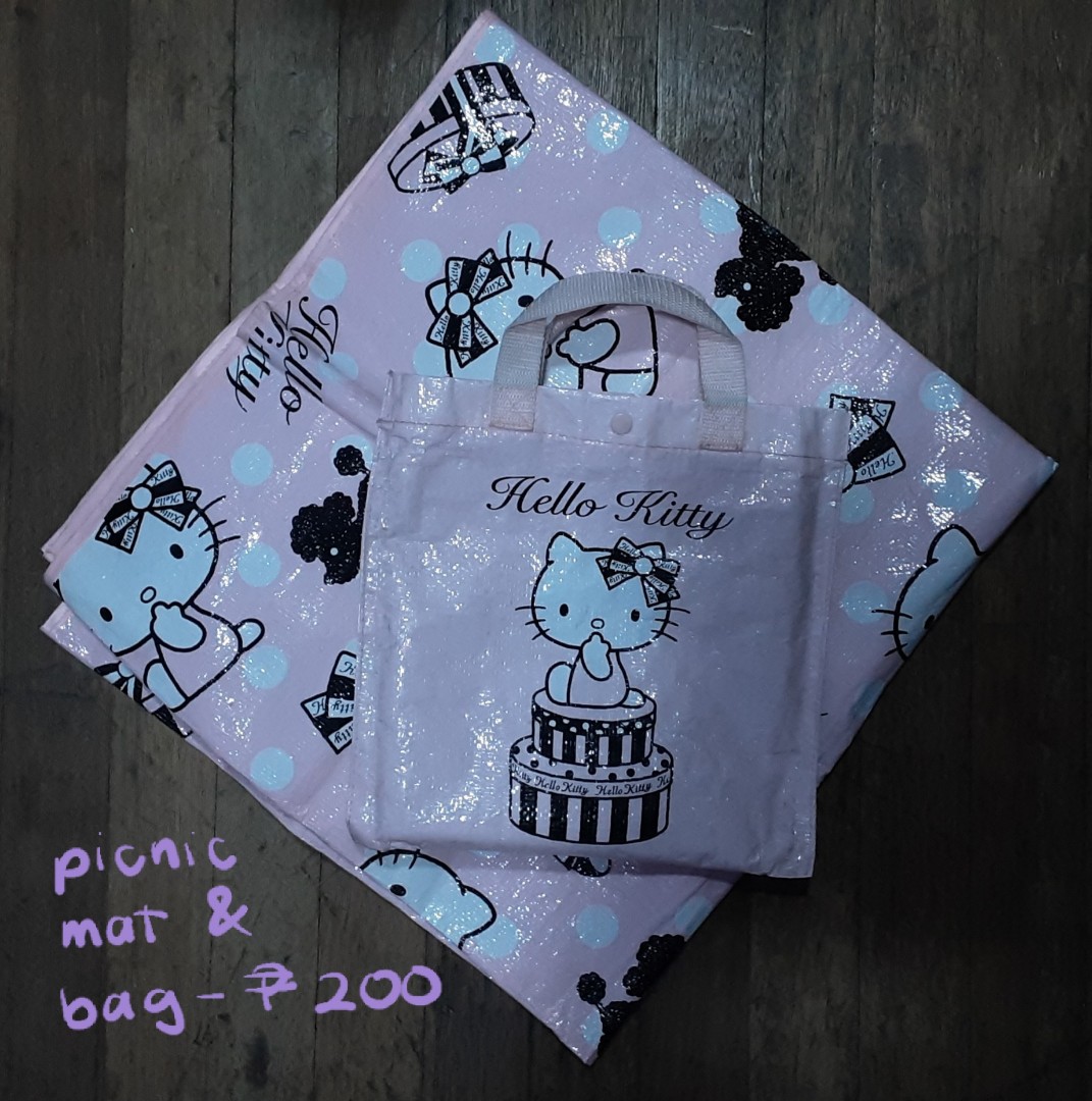 Hello Kitty Picnic/Plat Mat, Hobbies & Toys, Toys & Games on Carousell